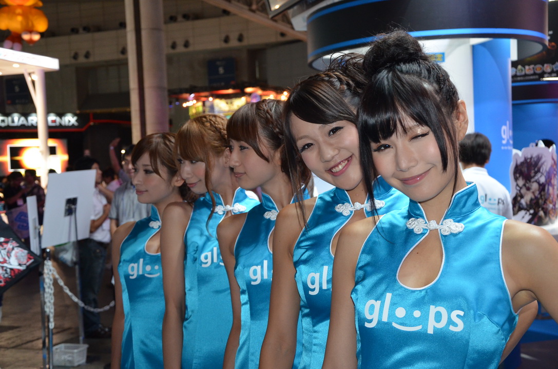 Booth Babes of TGS 2012 - Capsule Computers