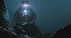 Alien Review - Capsule Computers